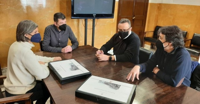 La Diputació de Barcelona lliura el Pla director del castell de Sant ...